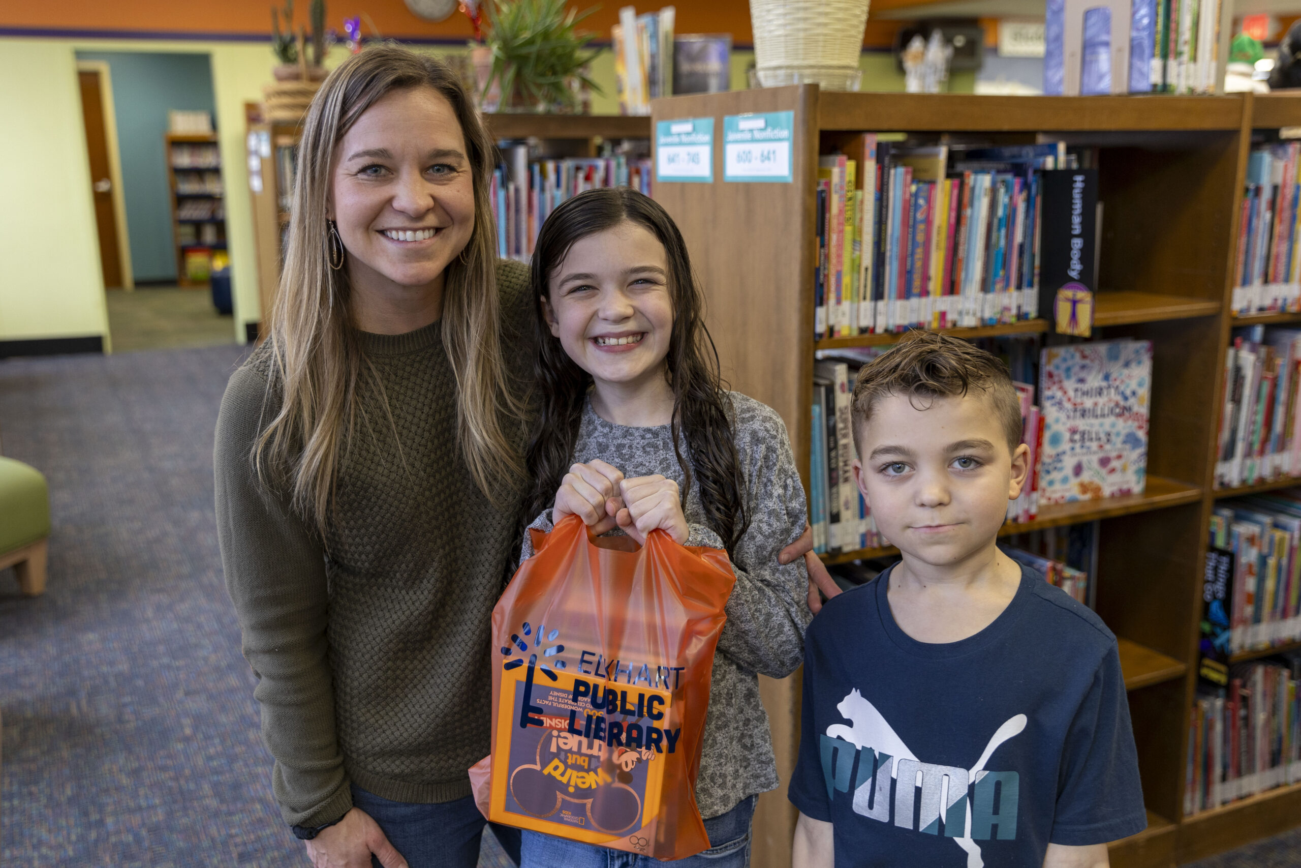 Families new to Elkhart connect and socialize at the library - Elkhart ...